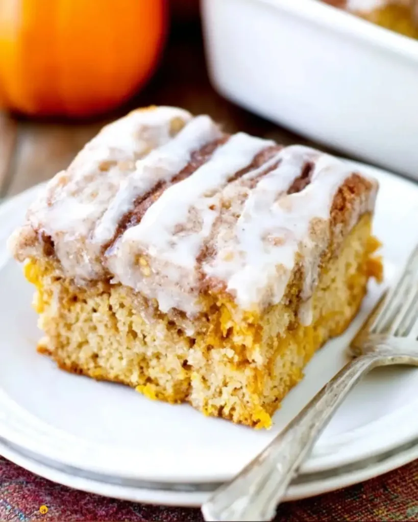 Pumpkin Honey Bun Cake – Easy, Cozy & Irresistibly Delicious - Eats Recipes